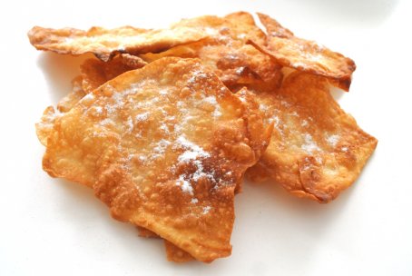 Y de postre de carnaval, unas montañas de orejas - El Amasadero